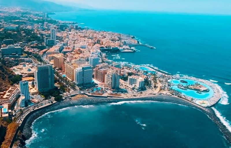 Ventajas de alquilar un coche en Tenerife este verano
